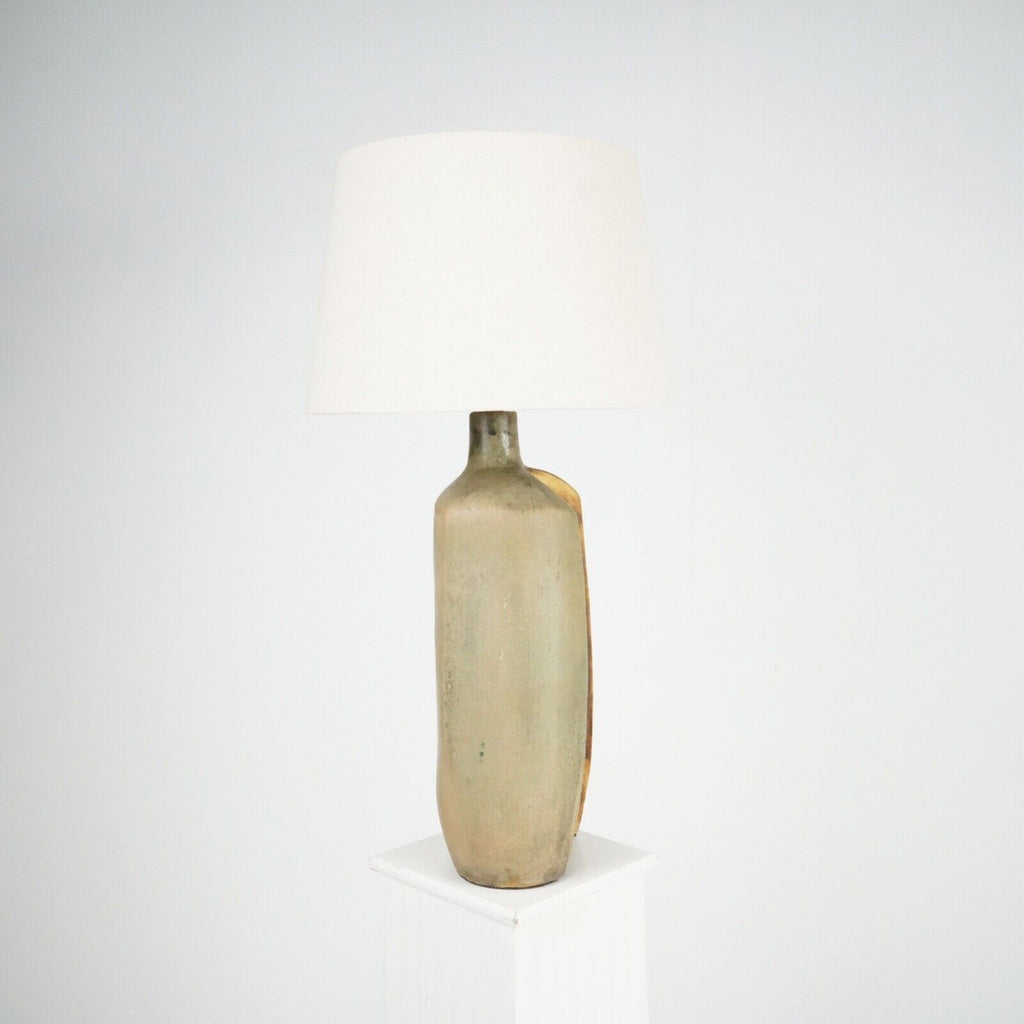 Sculptural Ceramic Lamp by Peter Ellery - Tremaen Pottery – Stowaway London