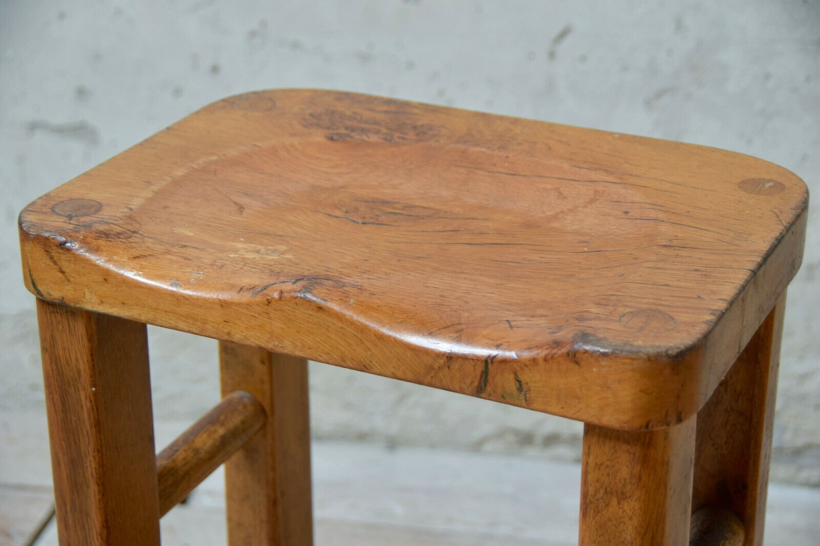 Antique Chunky Bar Stool – Stowaway London
